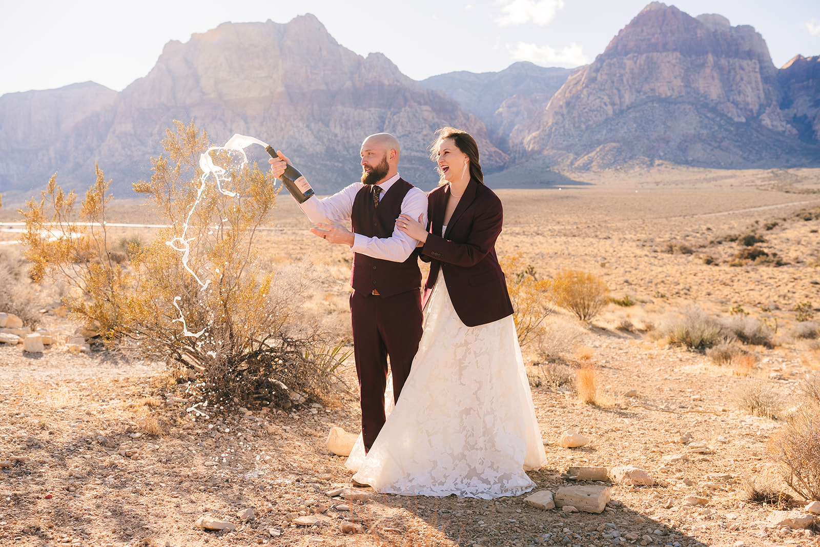 Red Rock Canyon Elopement: The Ultimate Guide for Adventurous Couples ...