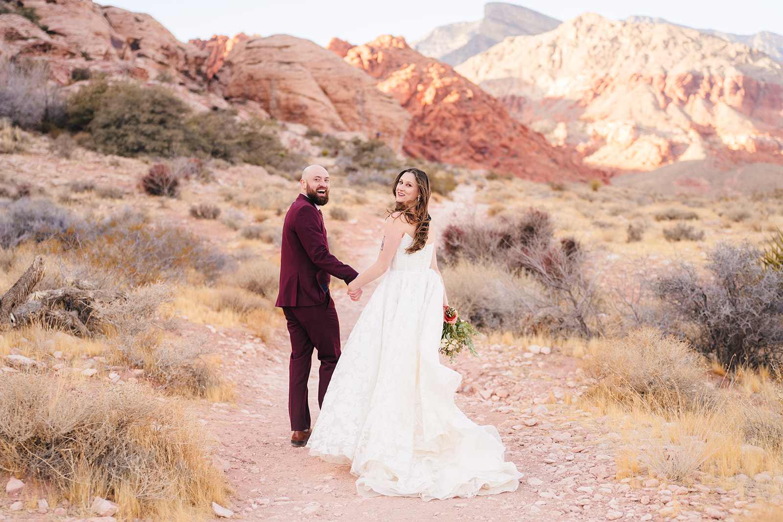 Red Rock Canyon Elopement: The Ultimate Guide for Adventurous Couples ...